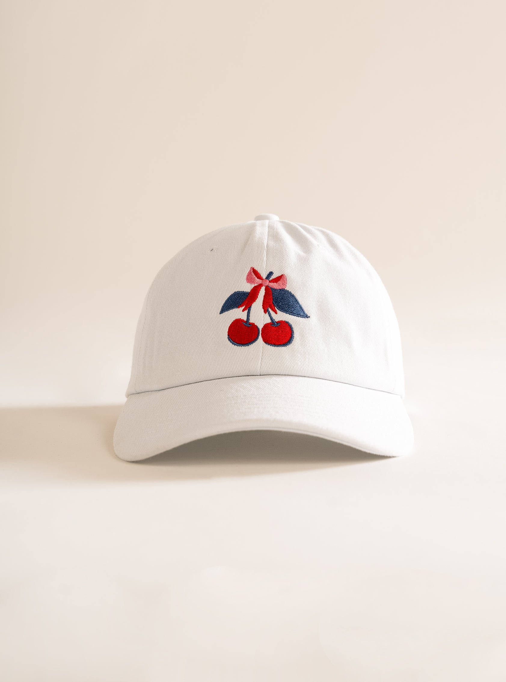 The Cherry Gorra, Blanco